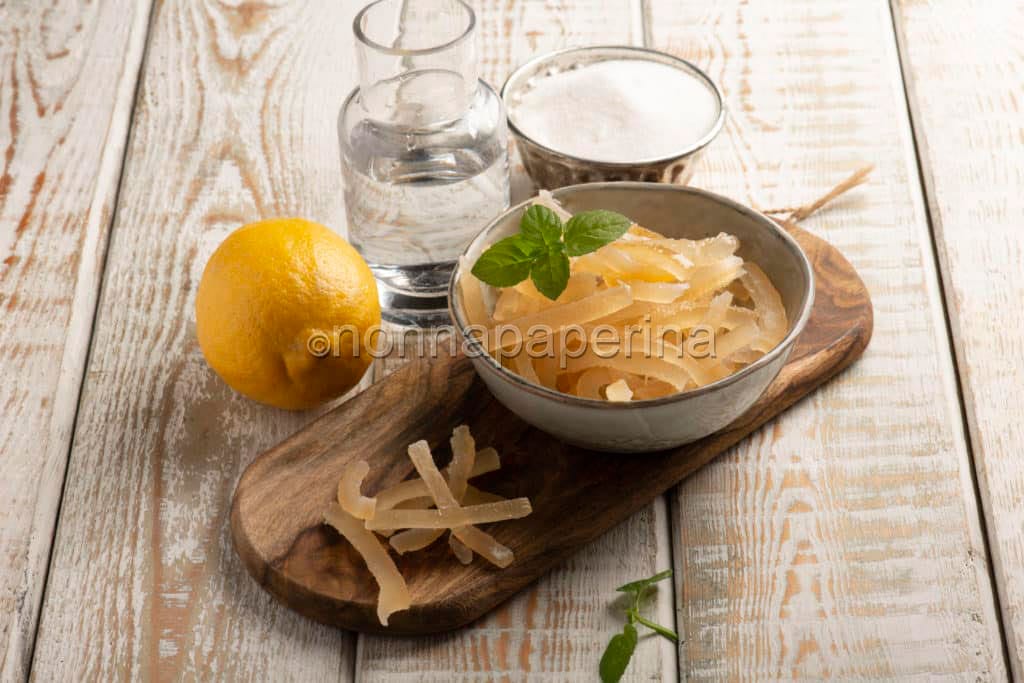 Scorze di limone candite, una ricetta dai mille usi in cucina