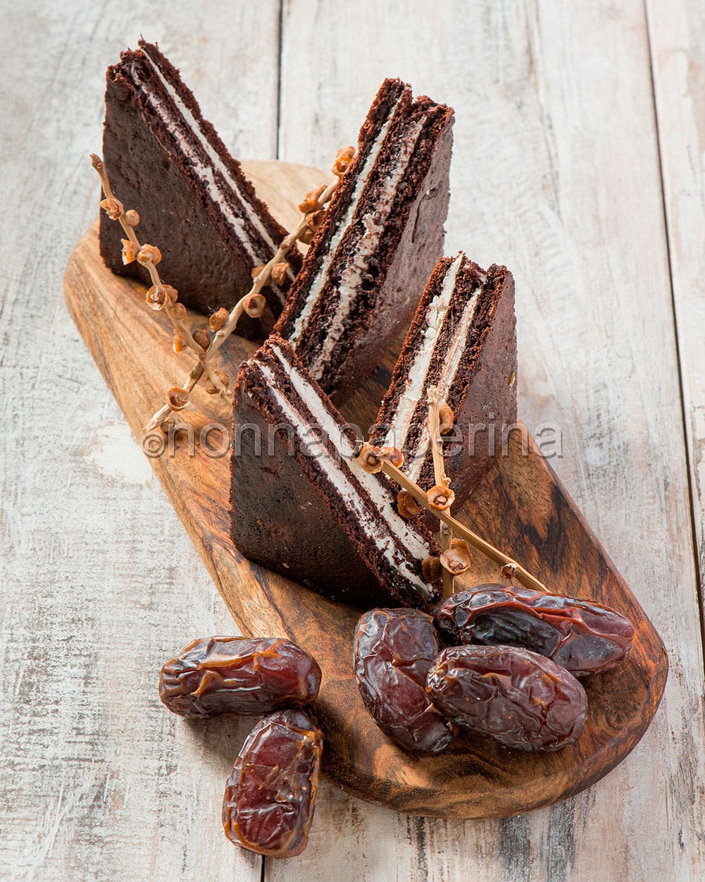 Datteri freschi e medjoul: scopri i benefici per la salute