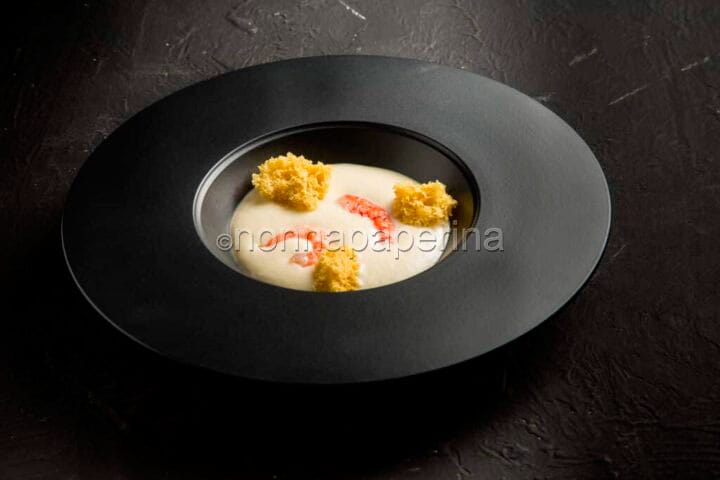 Spuma affumicata di patate, un piatto di alta ristorazione