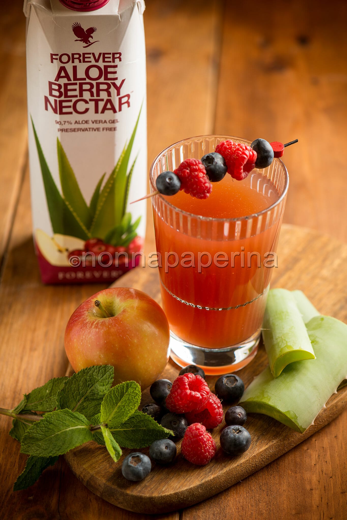 Bevanda con aloe e frutti di bosco, una combinazione perfetta