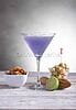 Purple Cosmopolitan, il classico cocktail di Miami si tinge di viola