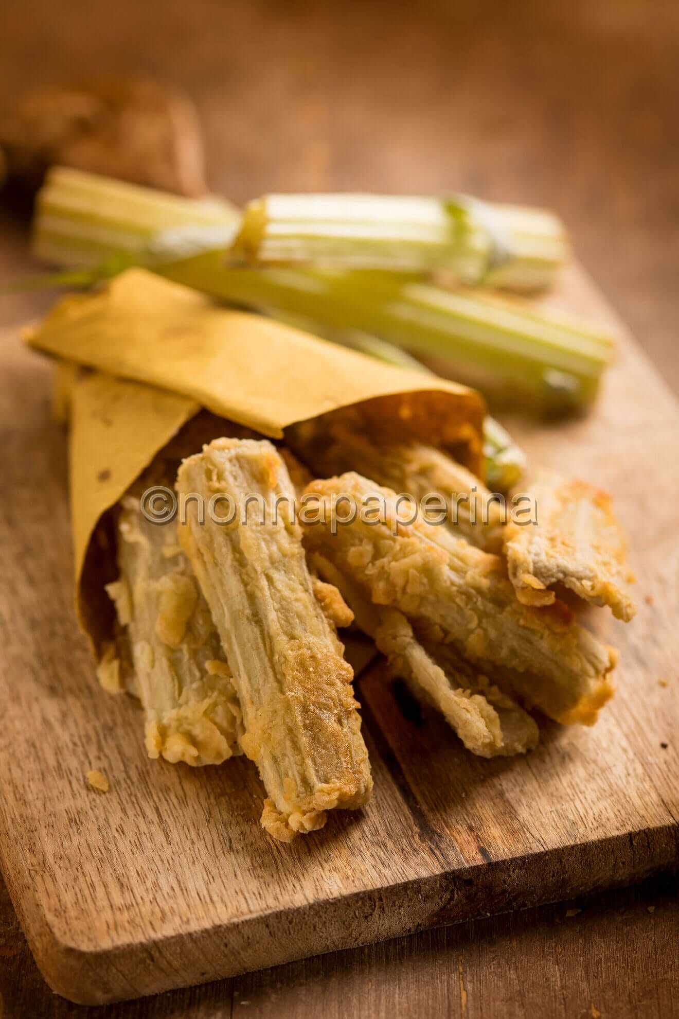 Cardi fritti: un gustoso finger food vegetale tutto da gustare
